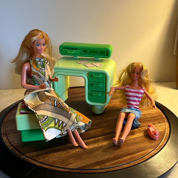 Mattel | Toys | Vintage 97s Barbie Mod Townhouse Furniture Desk Stool Barbie Skipper | Poshmark